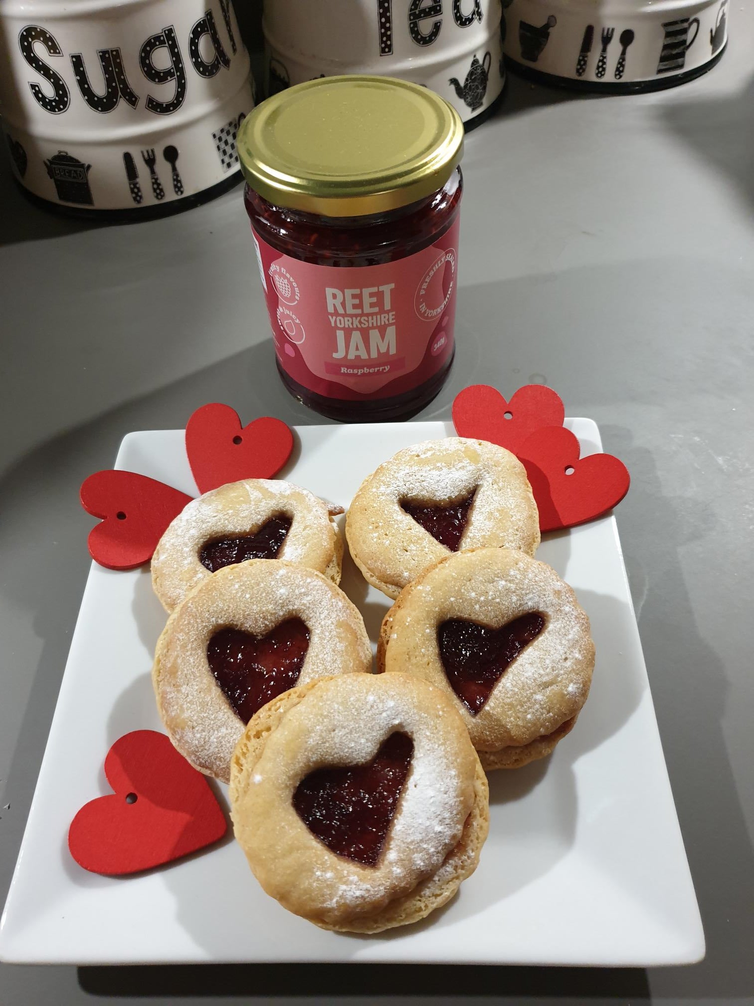 Reet Sweetheart Jam Biscuits – Reet Yorkshire Food